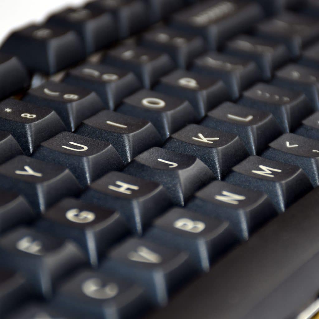 DSA Dolch Blank PBT Keycaps – Gray and Black | Flashquark Mechanical ...